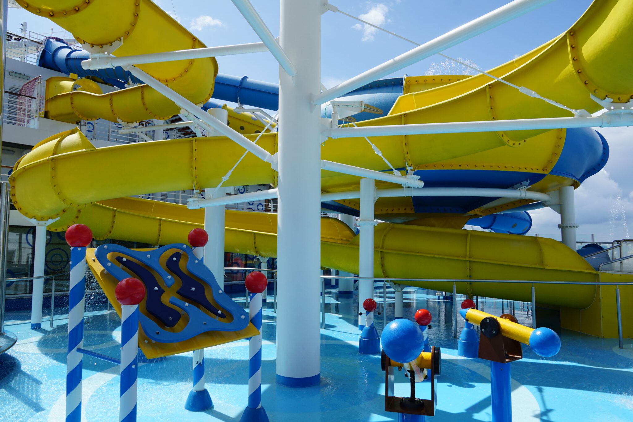 Costa oder MSC - welche Kreuzfahrt Reederei ist besser? - Cruising Matze - Reise- und Kreuzfahrtblog